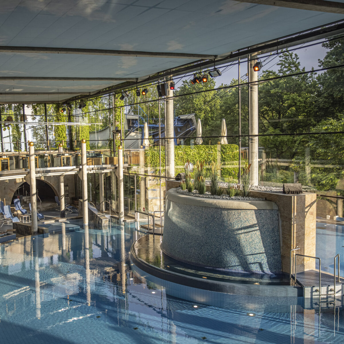 Claudius Therme Köln, Wellness mit Blick auf den Dom